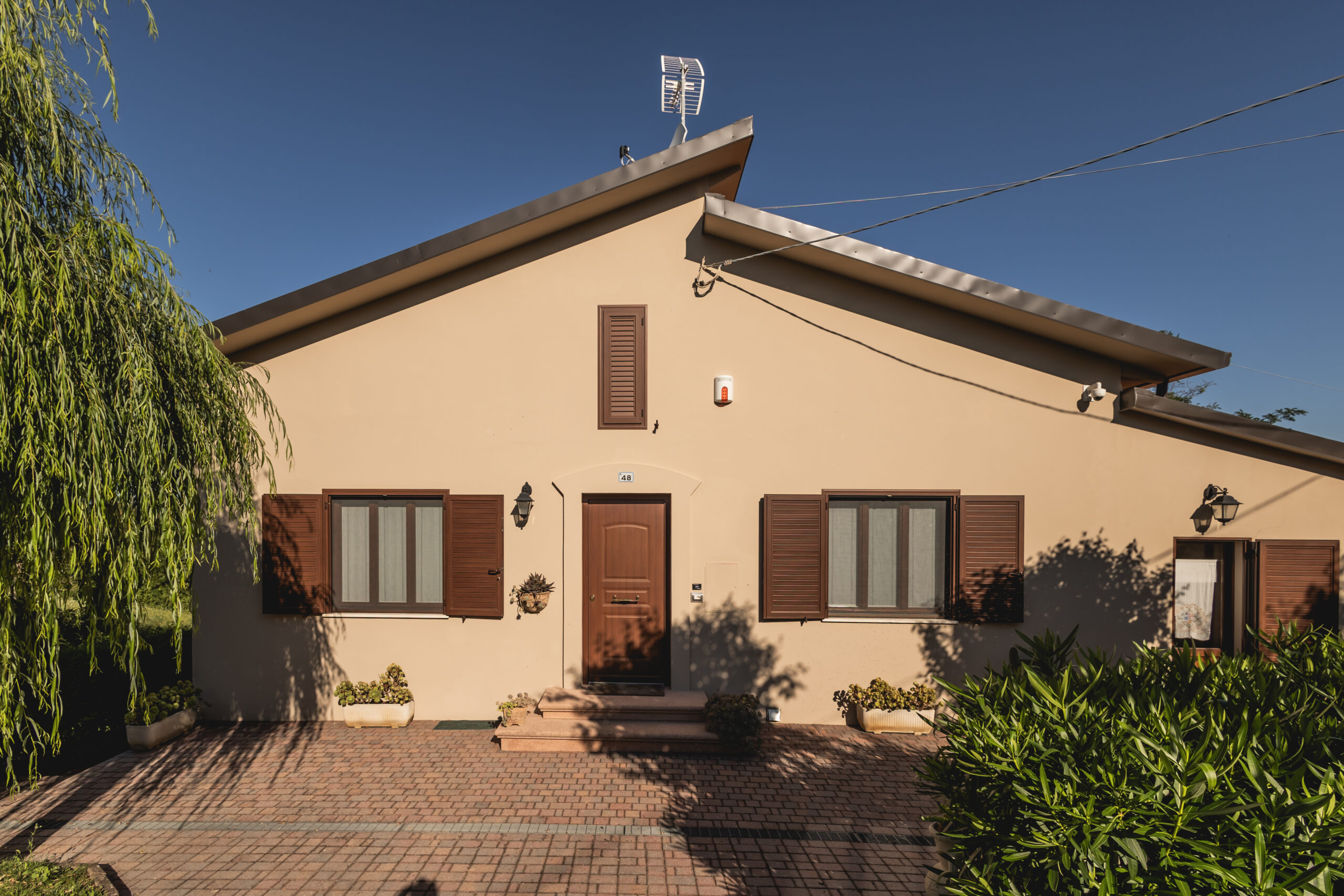 LA CASA CHE GUARDA IL MARE... E IL FUTURO! - Camporesi Real Estate